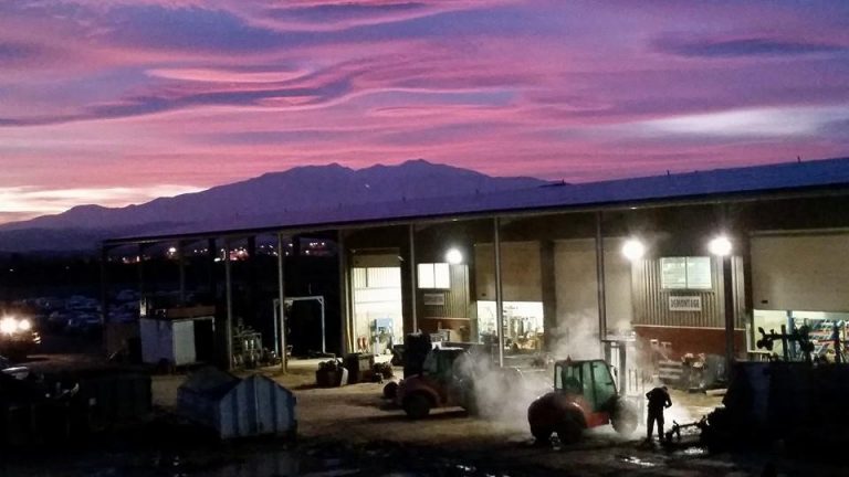 Qui sommes nous ? - Auto Pièces 66